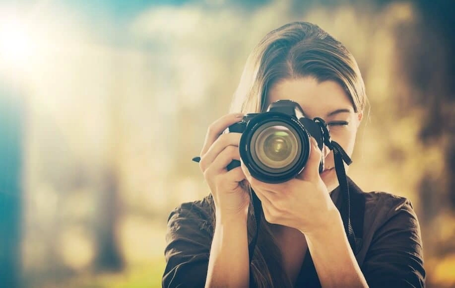 The Magic of Light: Understanding Lighting in Photography - JD Institute